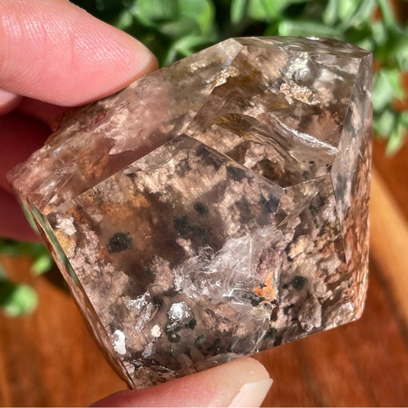 Accents | Garden Quartz Freeform Lodolite Scenic Quartz | Poshmark